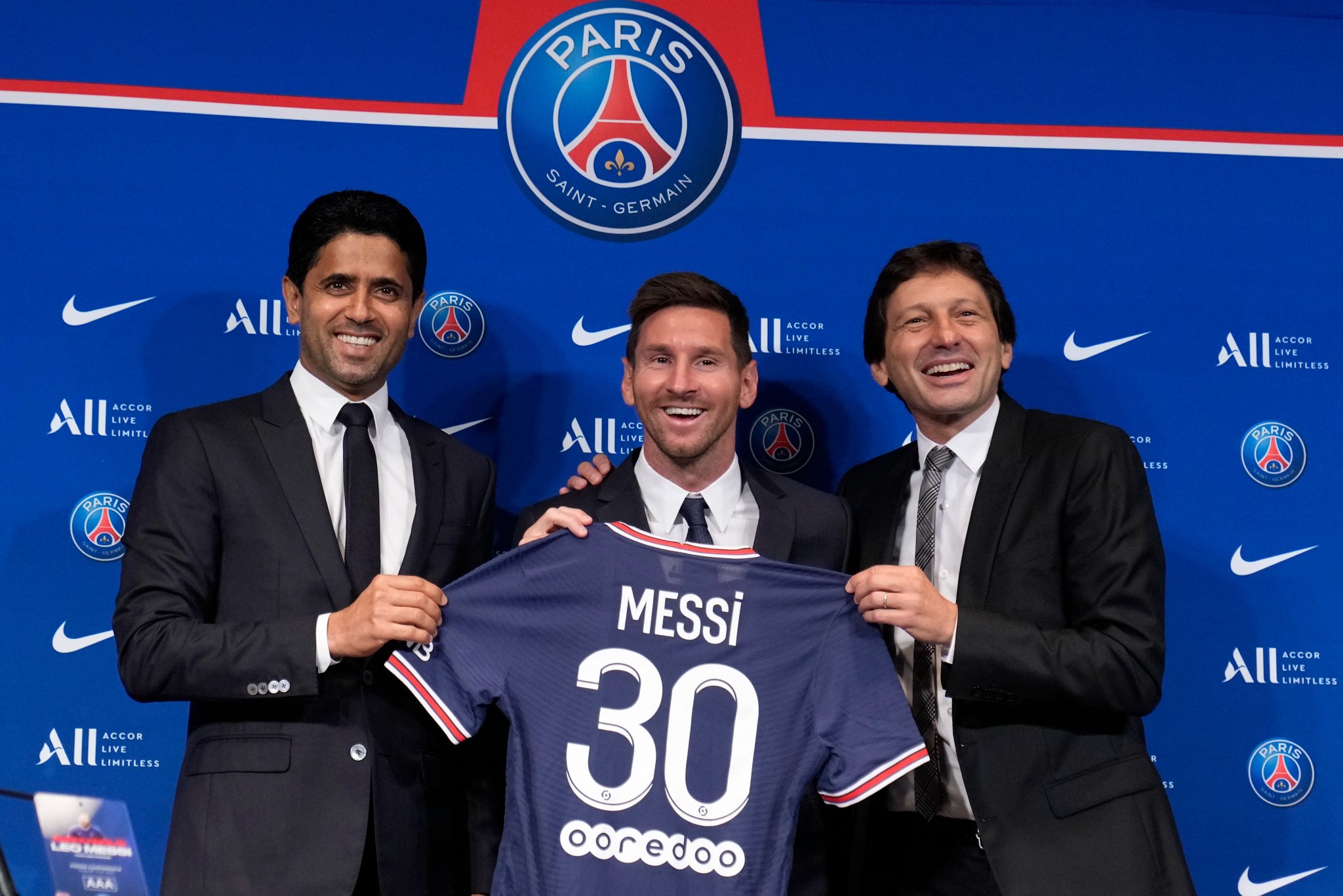 Messi ha già smesso di piangere, a Parigi ritrova il sorriso: «Al Psg ...