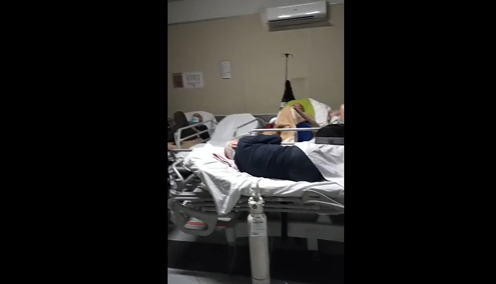 Napoli, sovraffollamento al pronto soccorso del Cardarelli. Medici ...