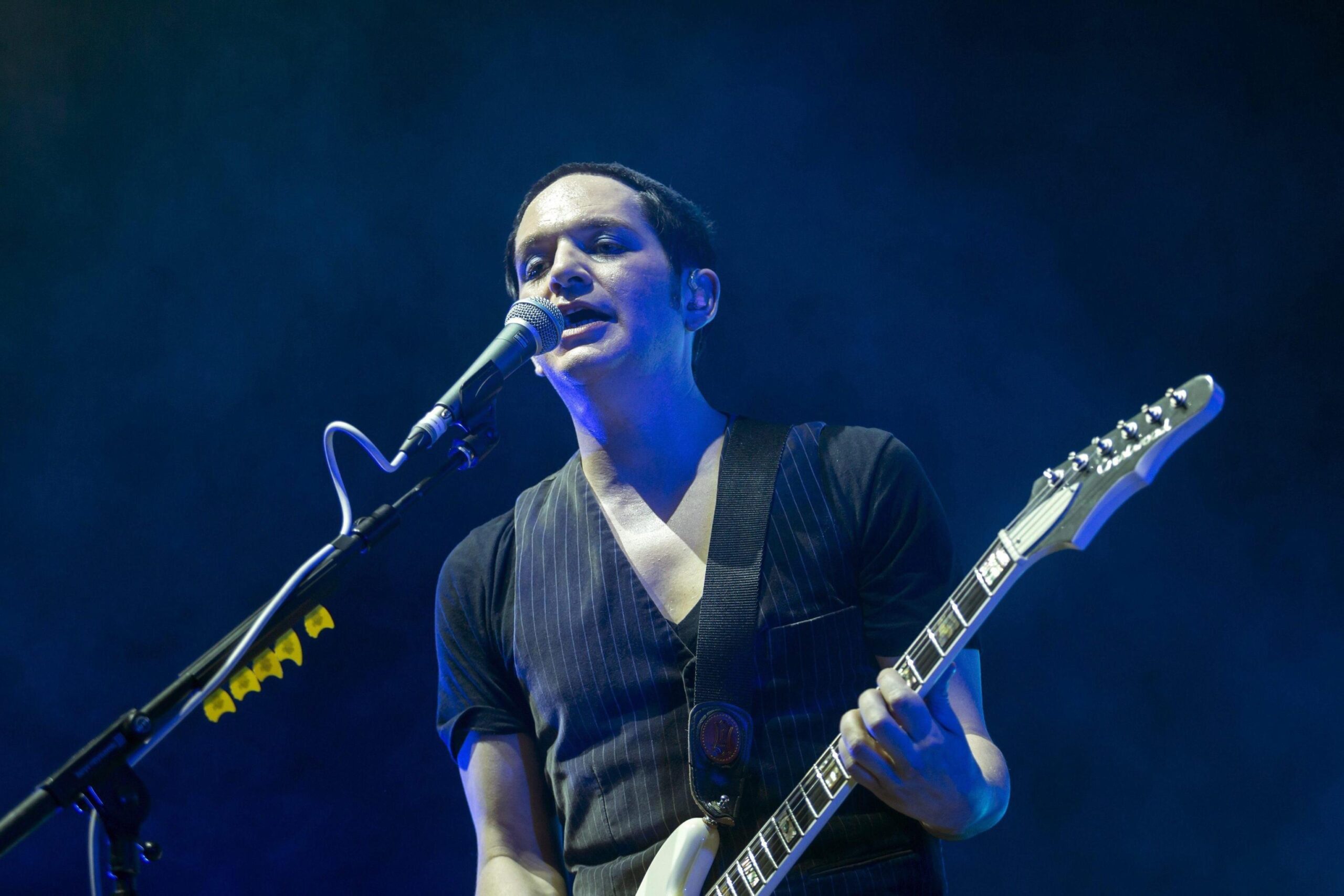 Insulti a Meloni dal palco al concerto dei Placebo, la procura indaga ...