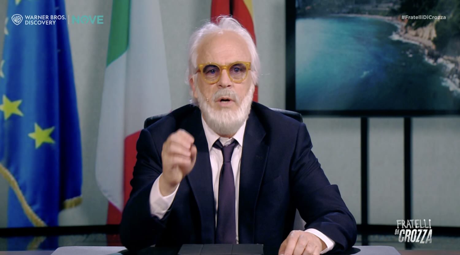 Briatore deluso dai pm per l'arresto di Toti, la versione di Crozza ...